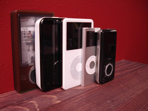 Zune vs iPod. Se skillnaden i storlek. | Feber / iPod