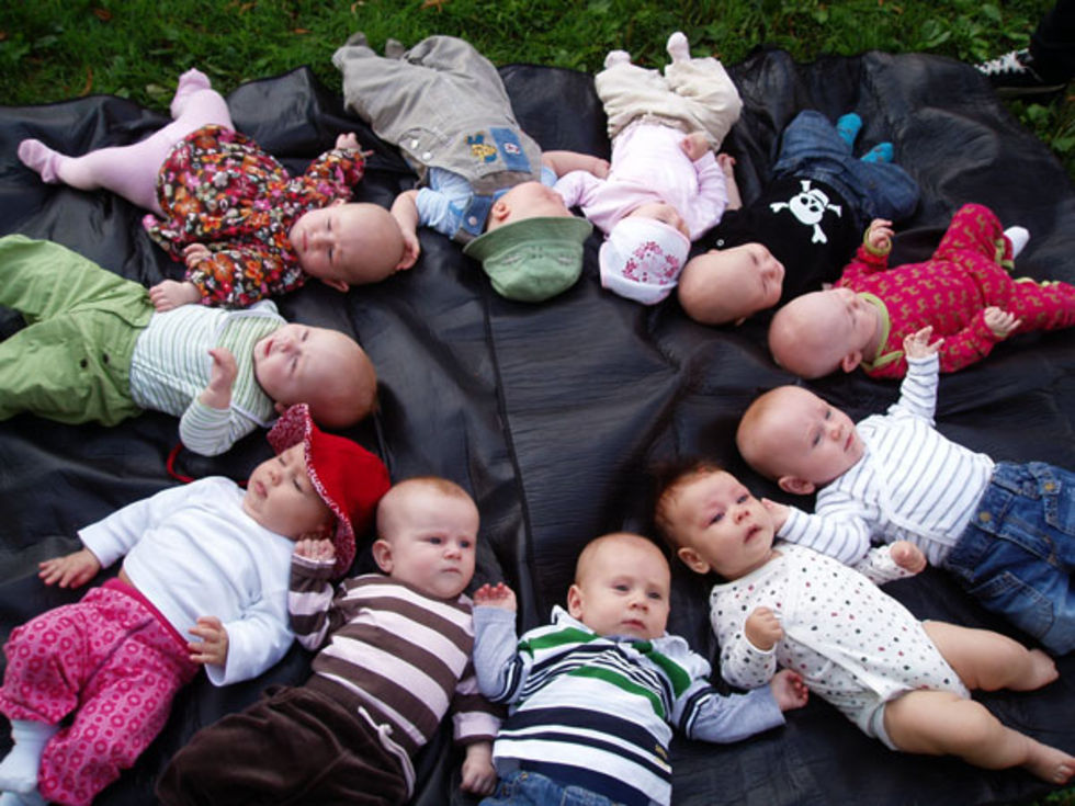 Rekordmånga nyfödda i Stockholm. Fler barn föds i storstäderna ...