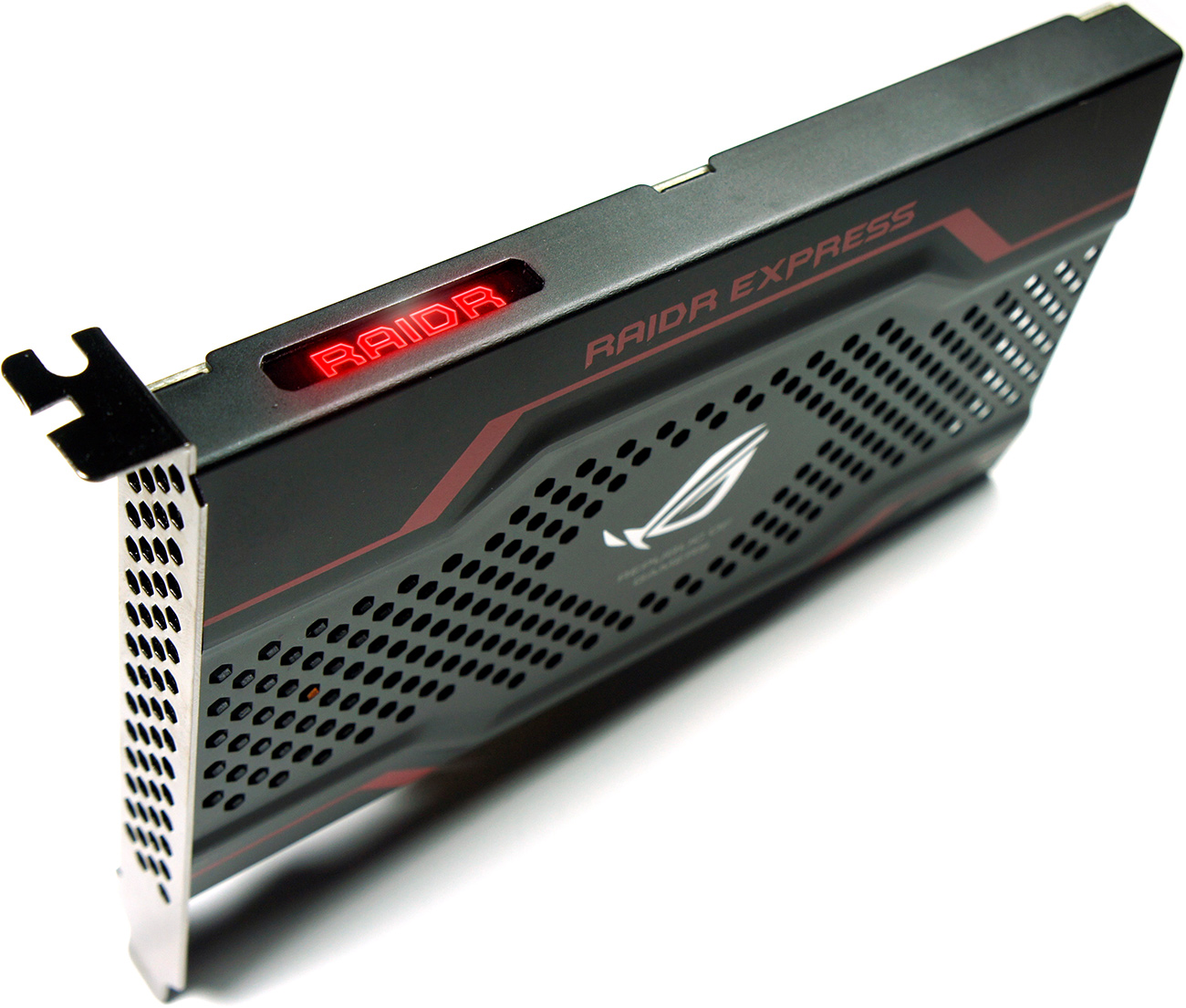 Asus RoG RAIDR Express. SSD via PCI Express-gränssnittet. | Feber / PC