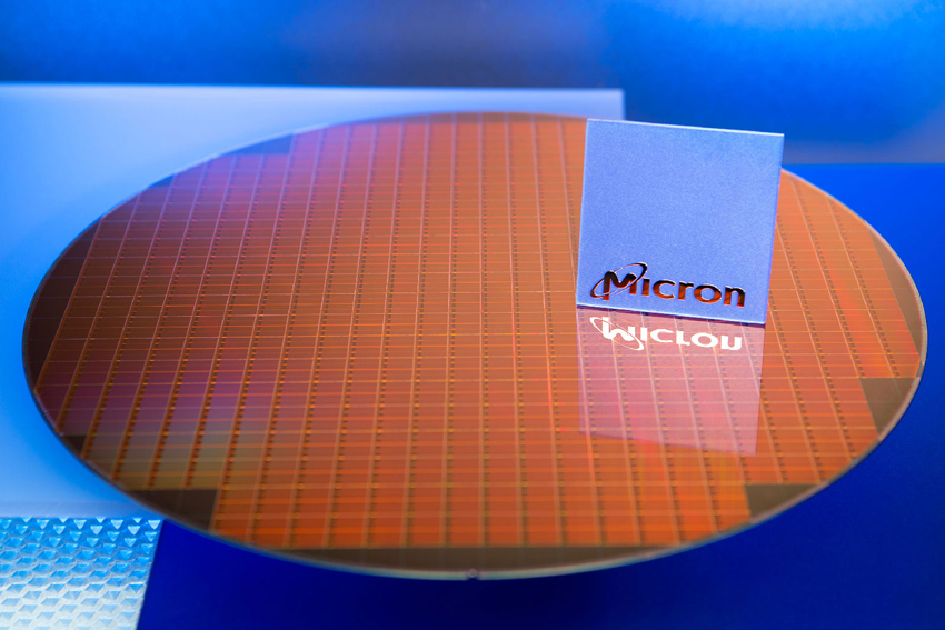 Micron presenterar industrins minsta 128 Gb NAND-flash chip. Baserar ...