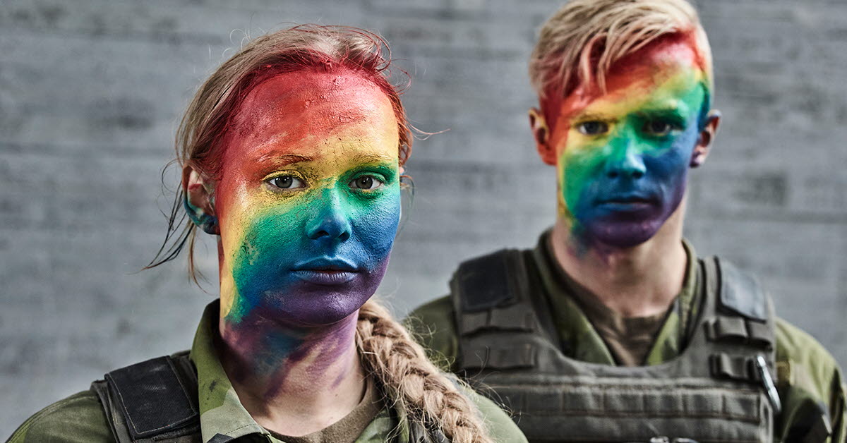Försvaret Släpper Pride Annonser We Dont Always March Straight