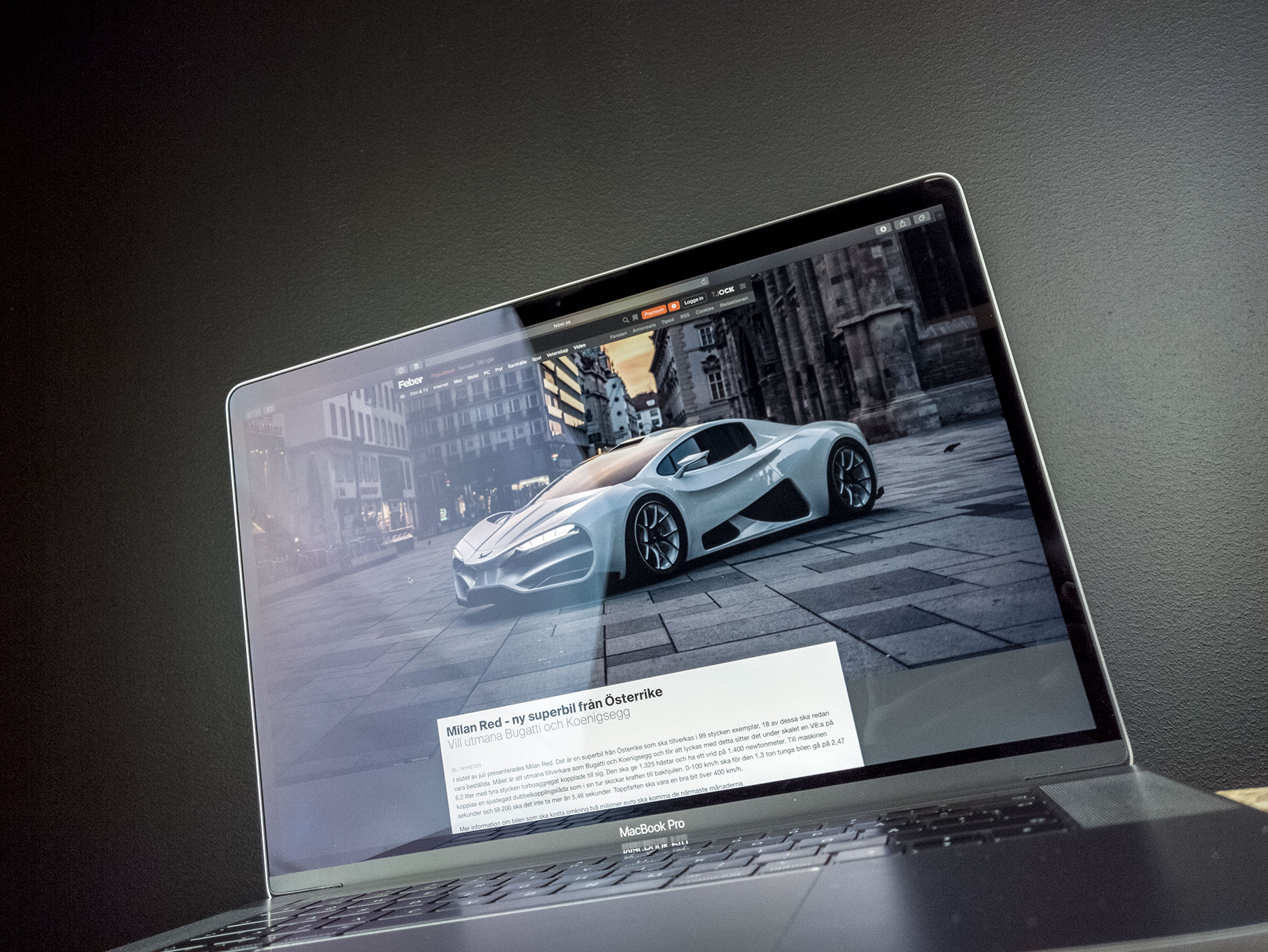 Vi har provkört den fetaste MacBook Pron någonsin. Men räcker det att ...