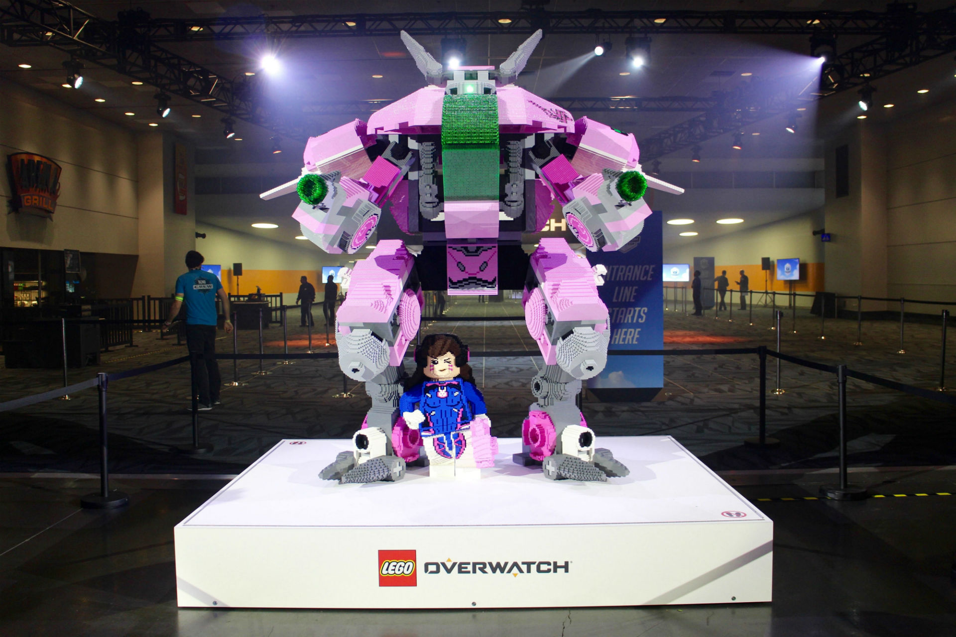 Overwatch-LEGO presenterades officiellt på BlizzCon. Visade även upp ...