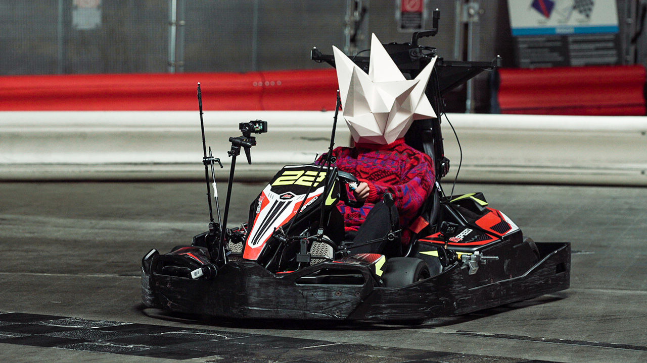 Snart kan du köra riktiga go-karts i VR. Dagens kombo? | Feber / Pryl Snart kan du köra riktiga go-karts i VR. Dagens kombo? | Feber / Pryl