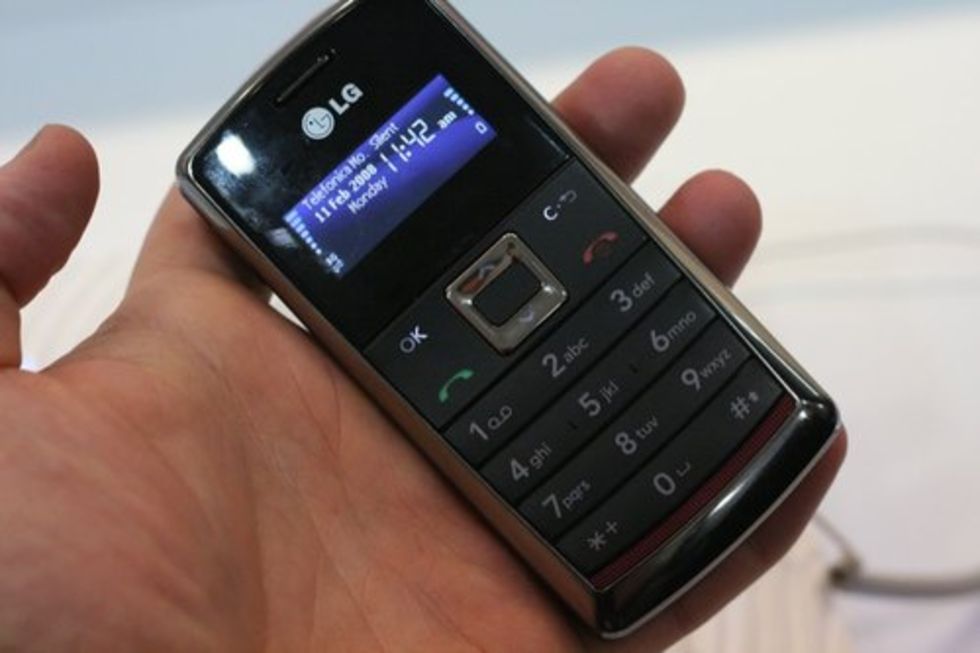 LG KT610 - smartphone. Med dubbla skärmar och QWERTY. | Feber / Pryl