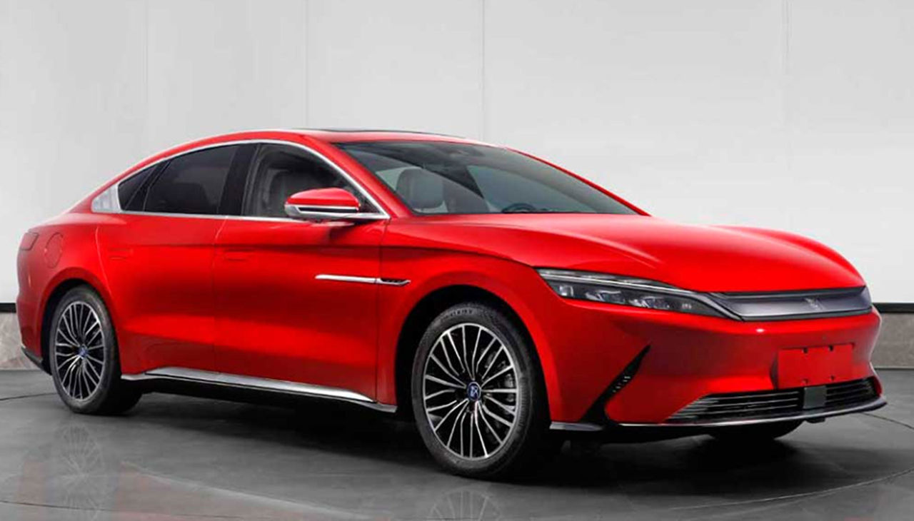 BYD visar flaggskeppet Han. Erbjuds som både laddhybrid och ren elbil ...