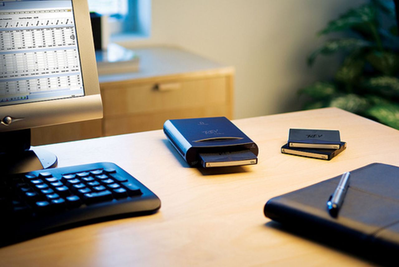 Iomega REV 120 GB - backupp. Sugen på en ZIP-drive? | Feber / Pryl