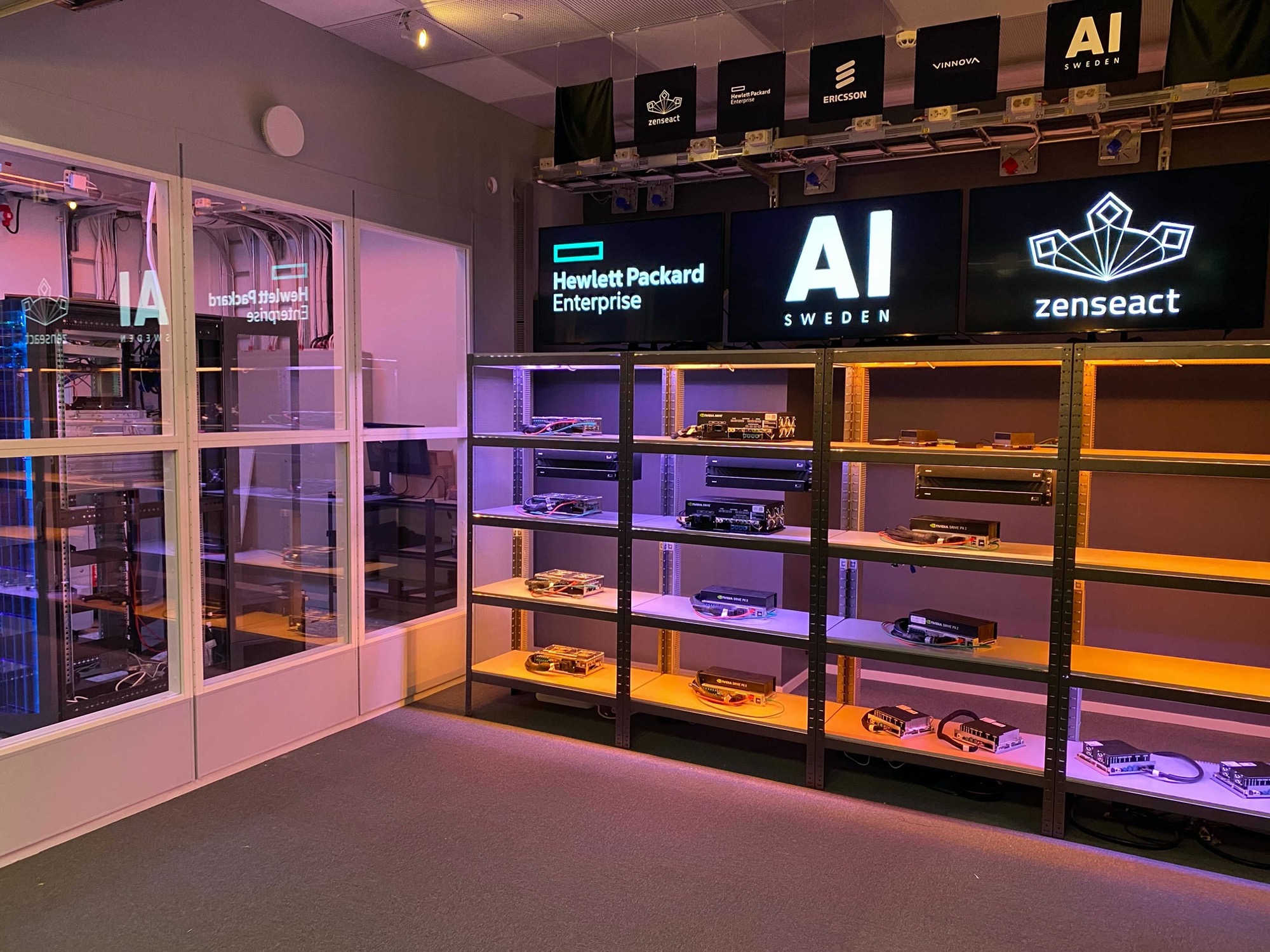 Volvo Cars, Ericsson och andra öppnar AI-labb i Göteborg. Edge Lab ska ...