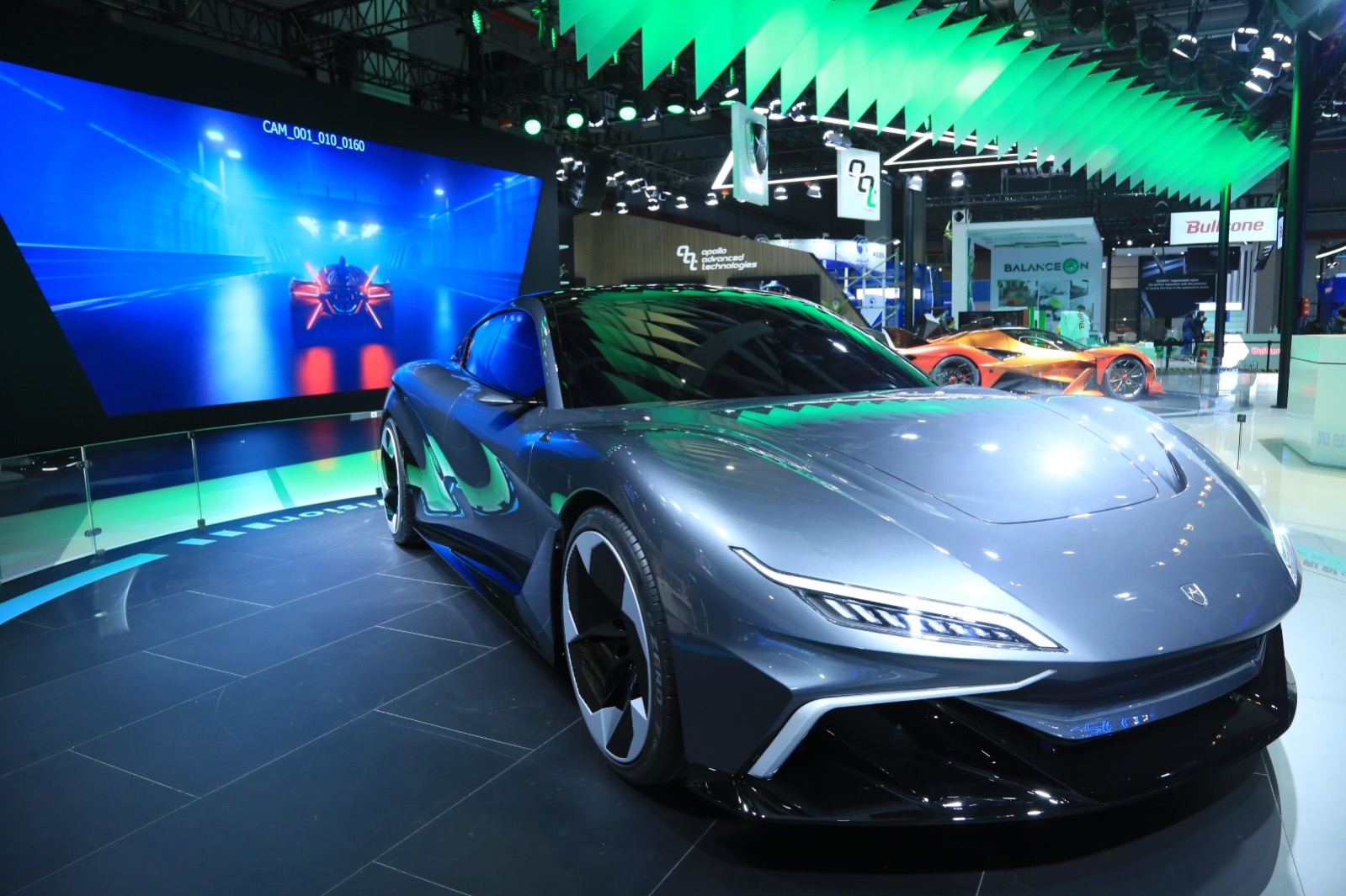 Apollo Automobil visar eldrivet sedankoncept. Och uppföljare till IE ...