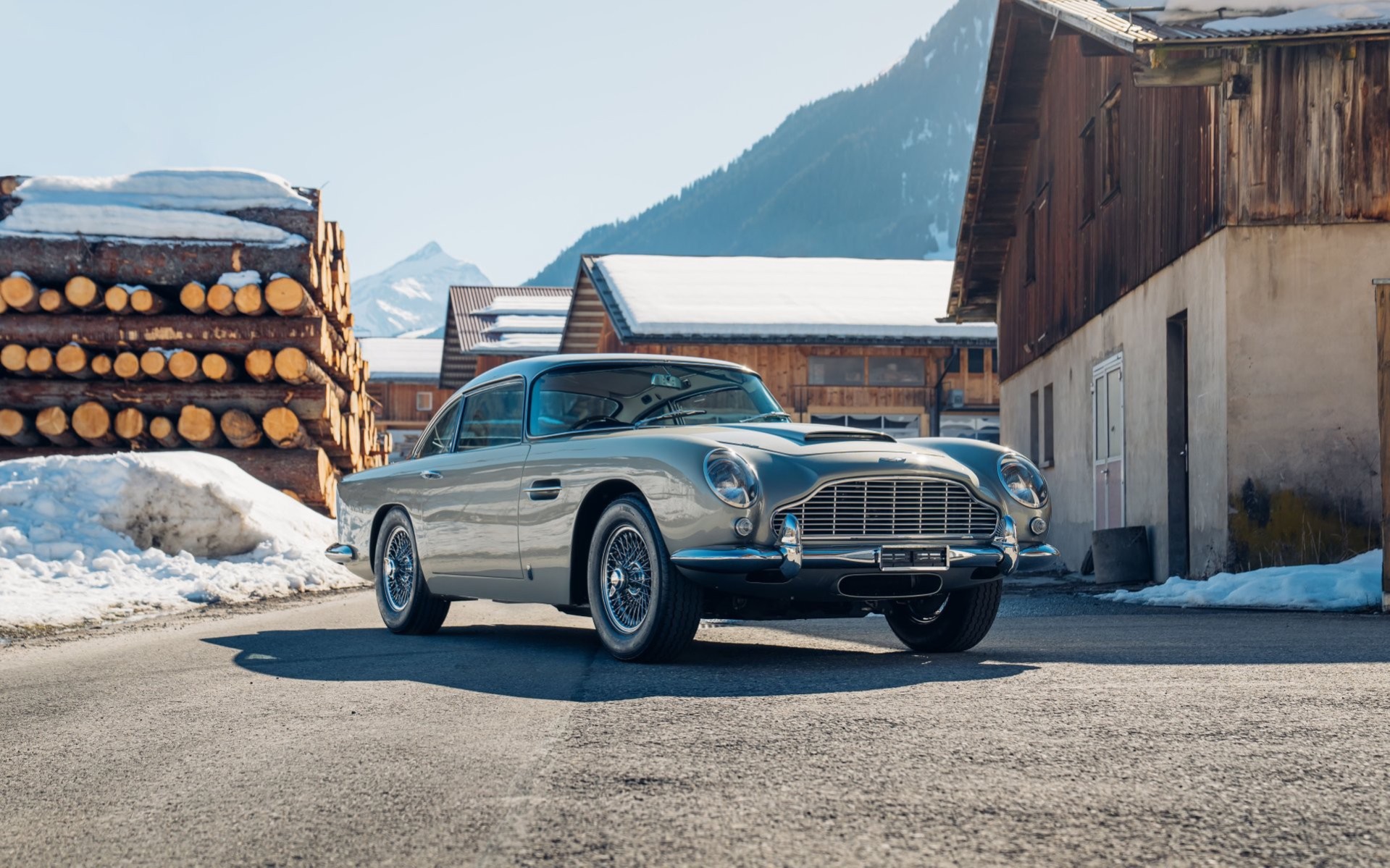 Sean Connerys personliga Aston Martin DB5 ska säljas. Buda loss ...