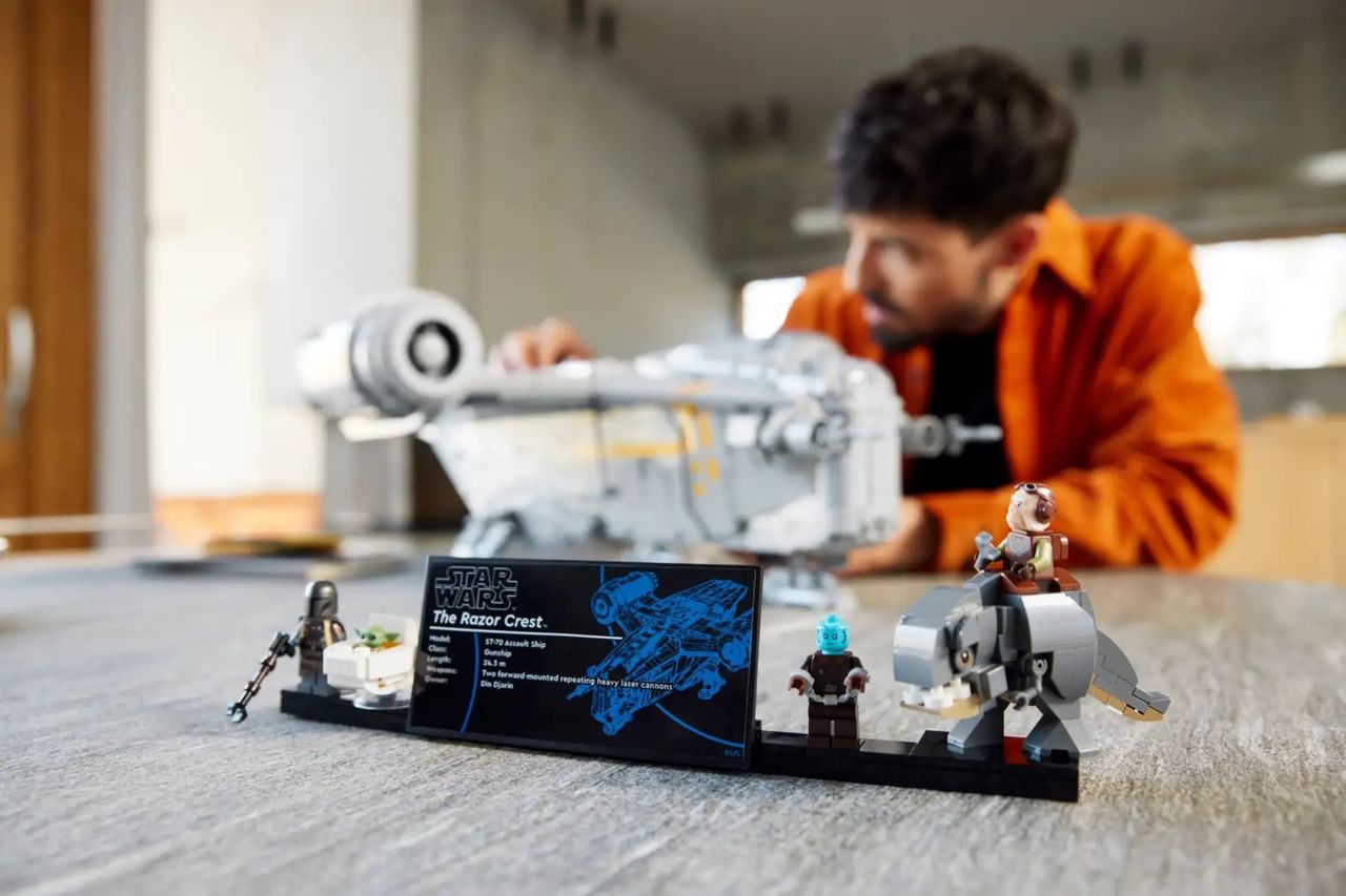 Lego visar upp Star Wars-skeppet Razor Crest. Bygg ihop The ...