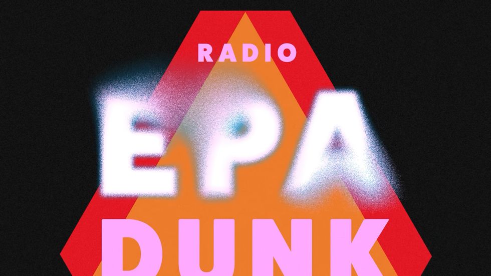 Idag drar Radio Epa-dunk igång. Ny radiokanal som rider på A-traktorvågen. | Feber / Samhälle