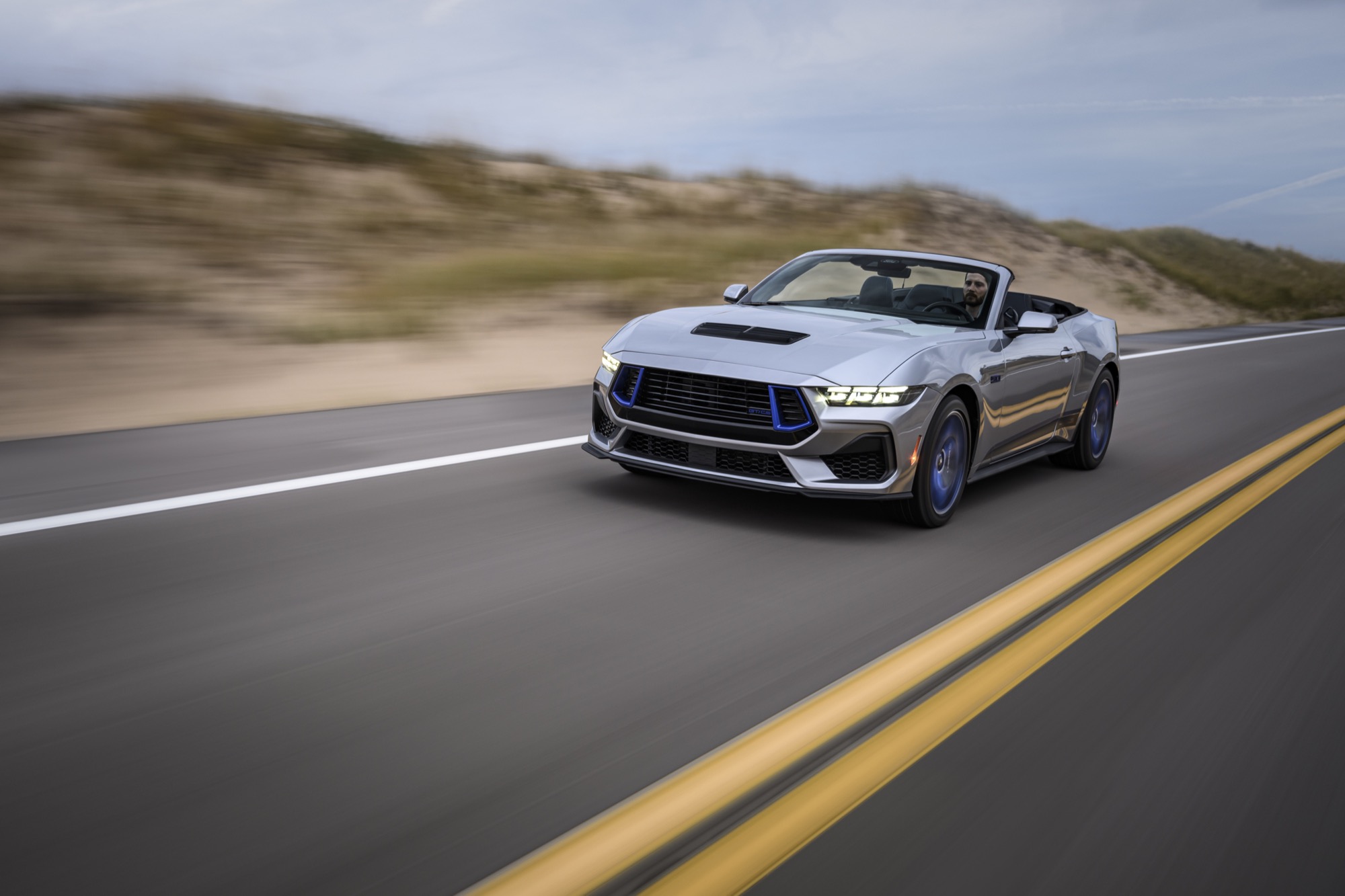 Ford presenterar ny Mustang GT California Special. Har blåa detaljer ...