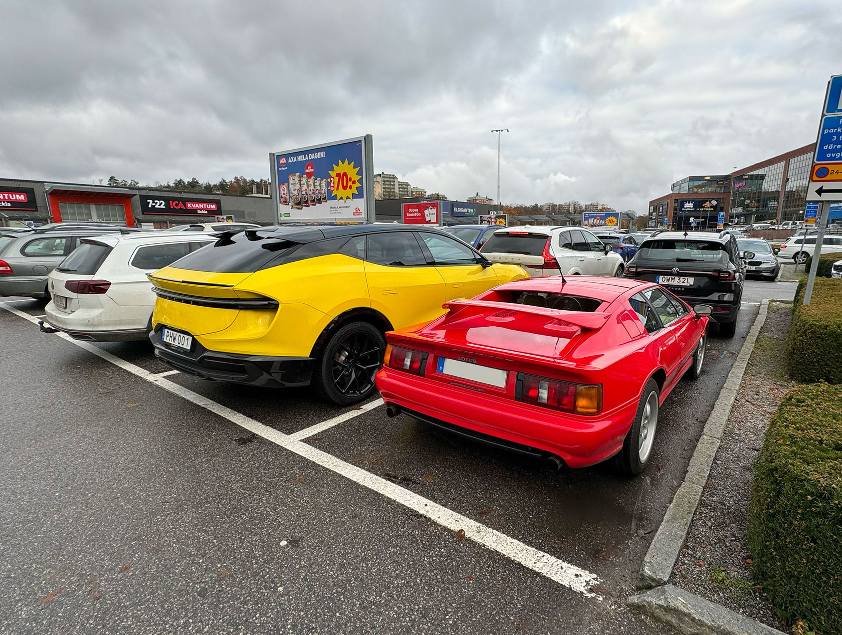 Föredrar du röd eller gul Lotus? Dagens fråga. | Feber / Bil