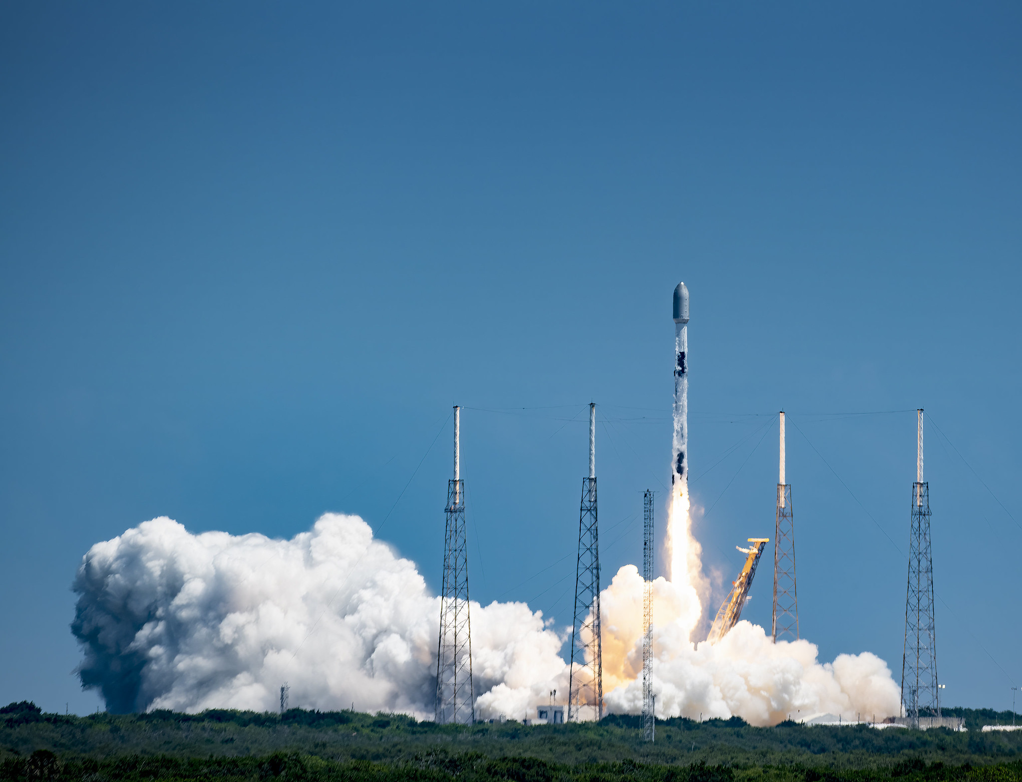 EU ska börja använda Falcon 9-raketer. SpaceX ska skjuta upp Galileo ...