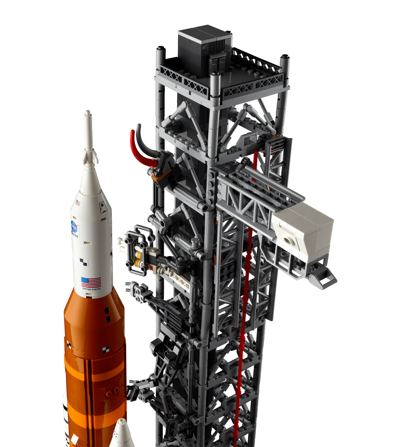 Lego släpper byggsats av Space Launch System. Raketen som ska ta USA ...
