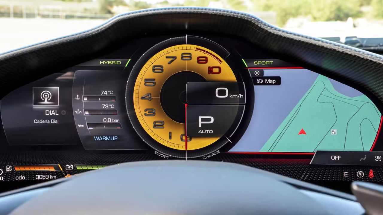 Ferrari slutar erbjuda inbyggd navigation. Man får förlita sig på ...