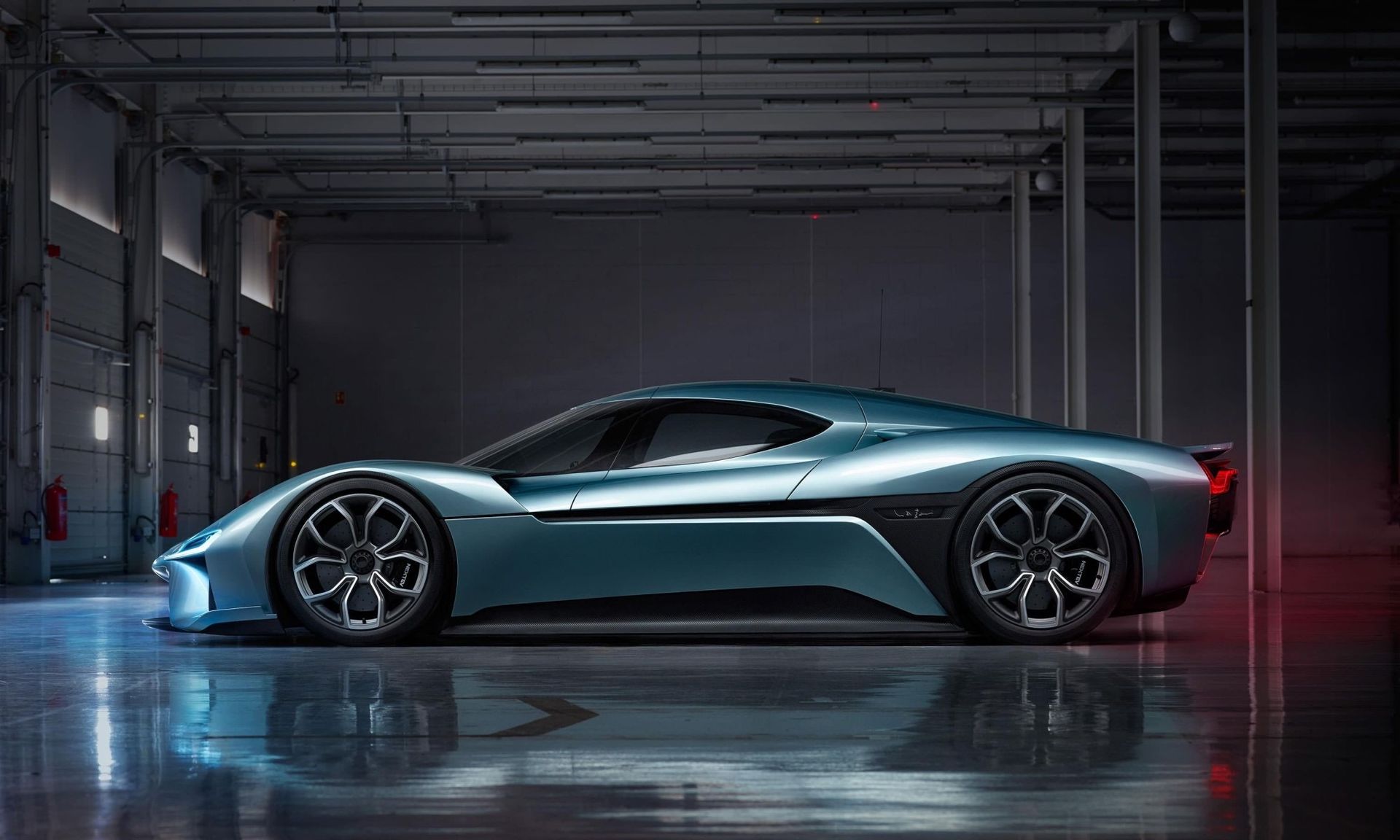 Nio får tillskott på motsvarande fem miljarder kronor. Det kostar ...