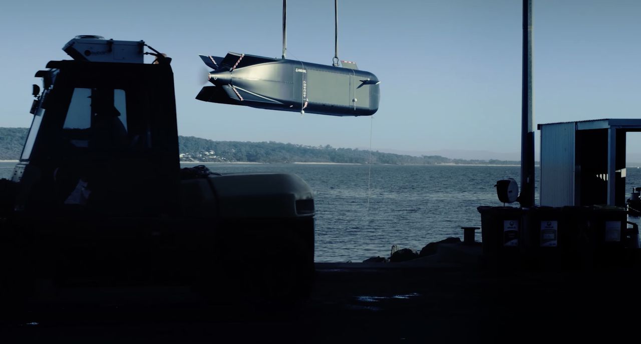Anduril visar upp obemannade ubåten Dive-XL. Kan användas för spaning ...