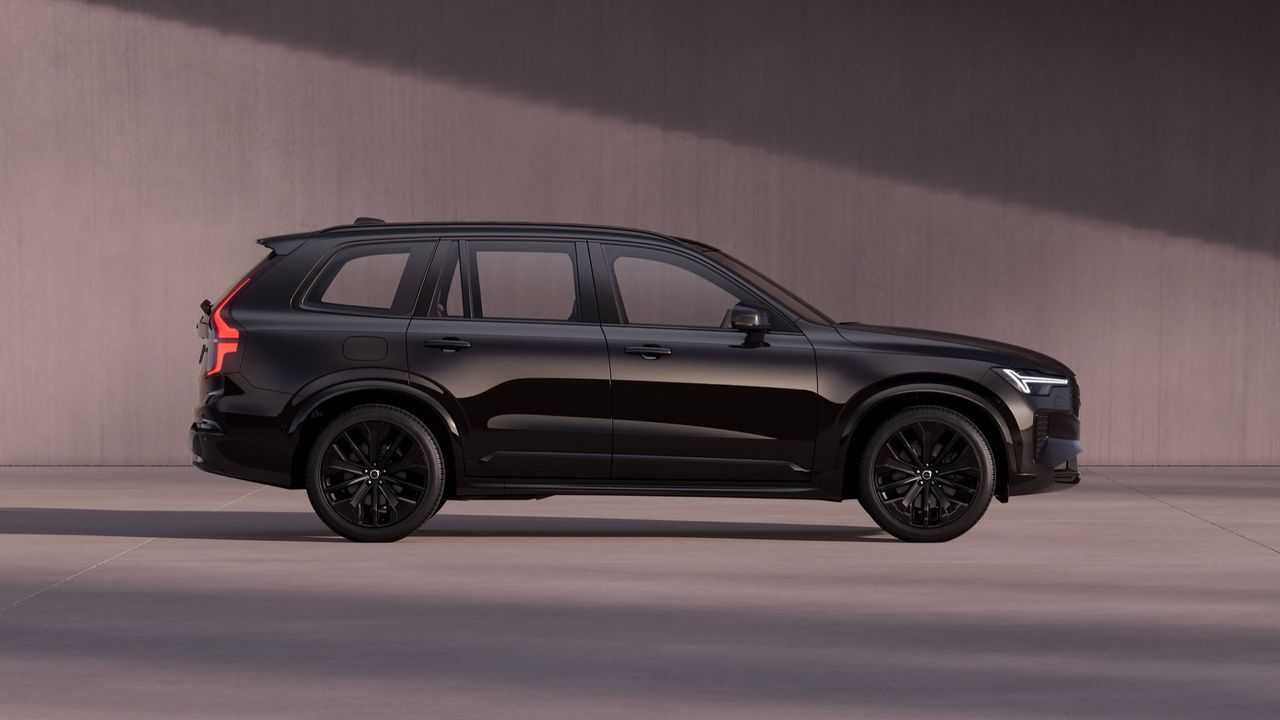 Black Edition av Volvo XC90. Går att få i vitt. | Feber / Bil