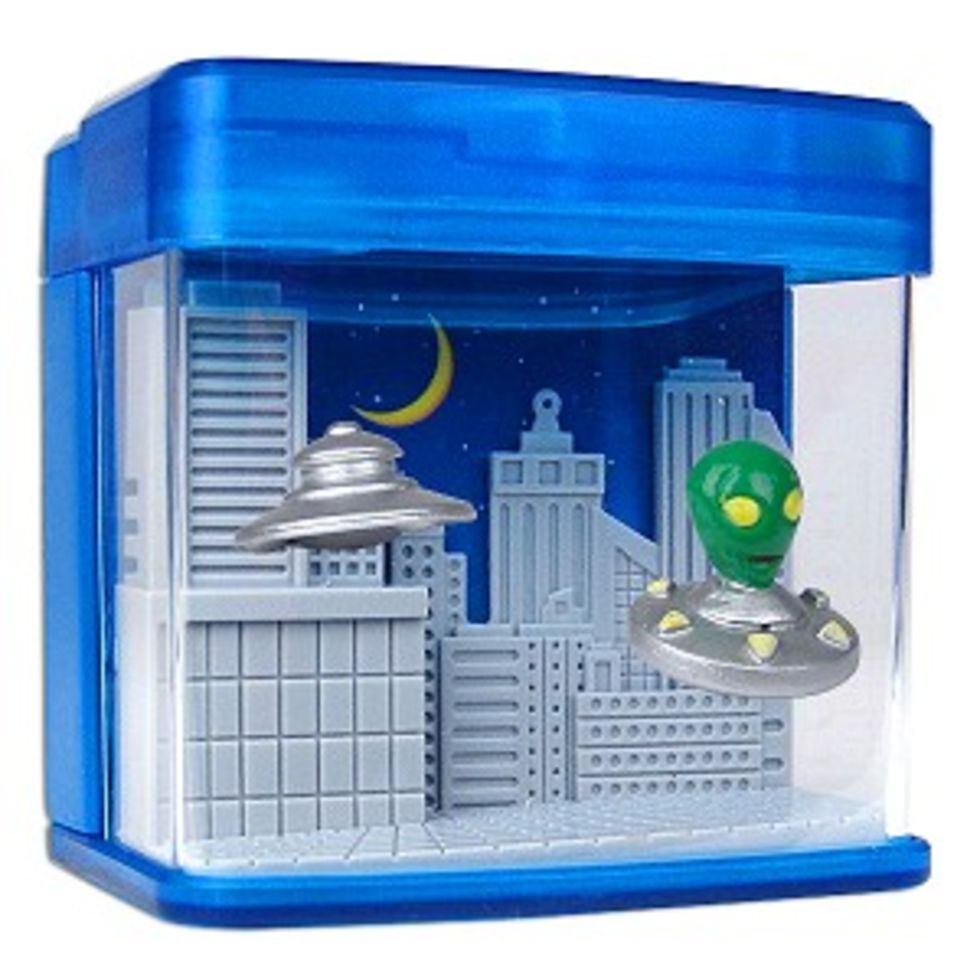 Utomjording i ett akvarium. Skrivbordskul. | Feber / Pryl