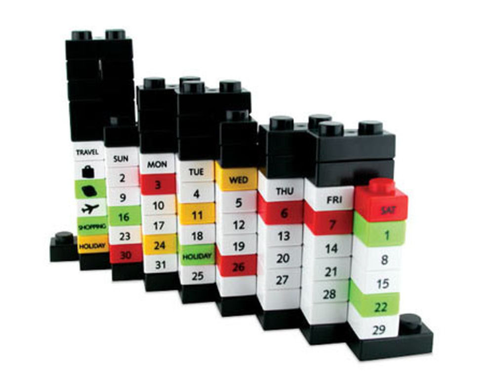 Pussla ihop din kalender. Ser ut som LEGO men tyvärr ej kompatibelt ...