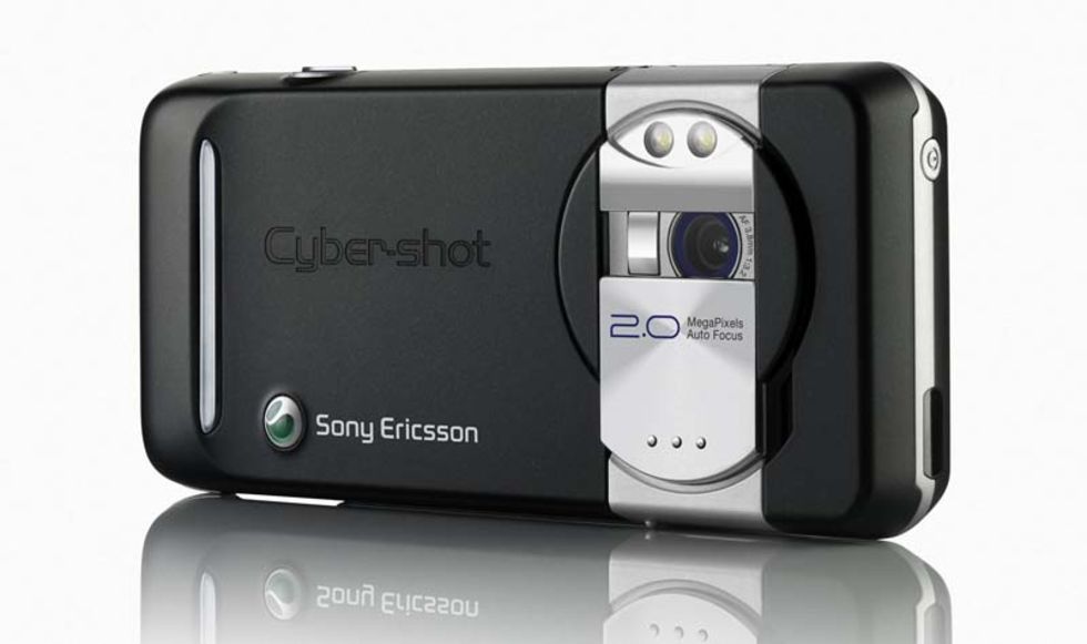 Sony Ericsson K550. Cyber-shot-telefon i mellanklass. | Feber / Pryl