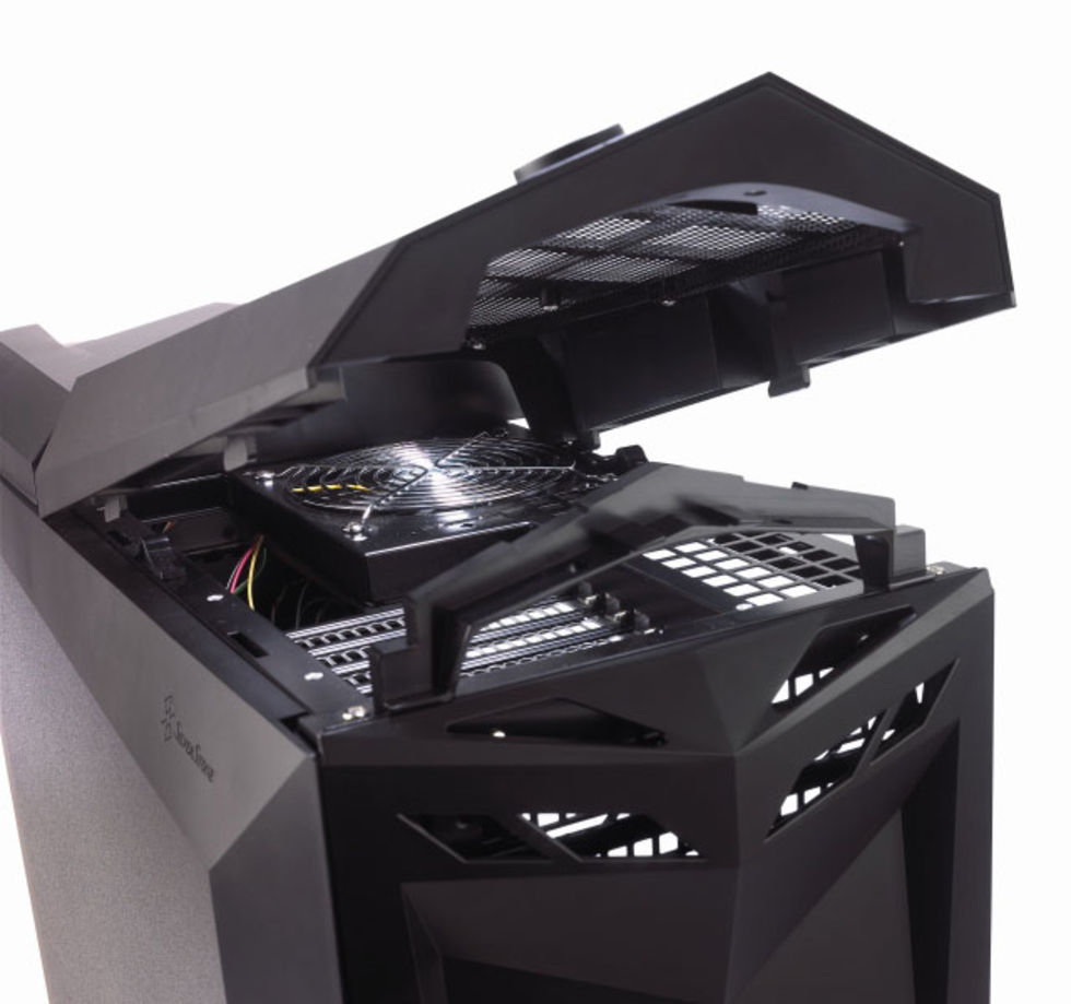 SilverStone Raven RV01. Snurrar på moderkortet 90 grader. | Feber / PC